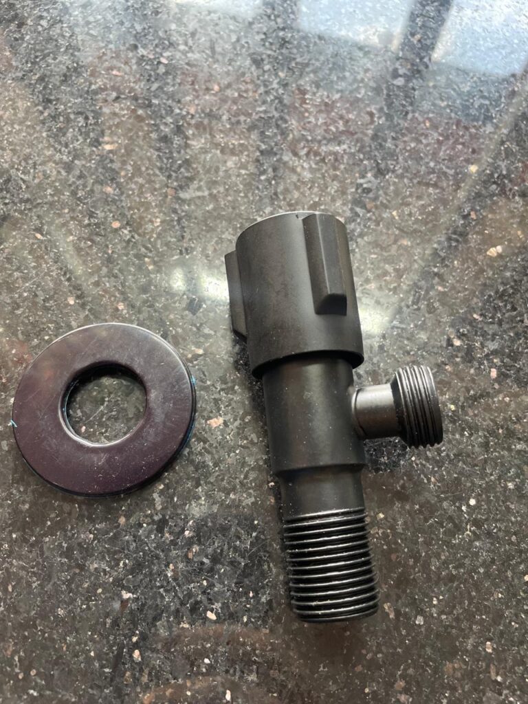 Angle Valve Black – KENTMAX HARDWARE
