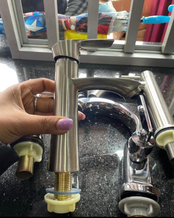 Pillar Tap Long Lever – KENTMAX HARDWARE