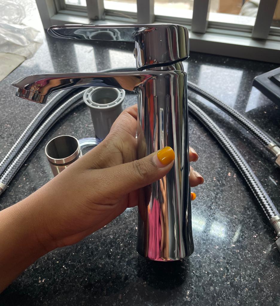 Single Hole Mixer Tap 001 – KENTMAX HARDWARE